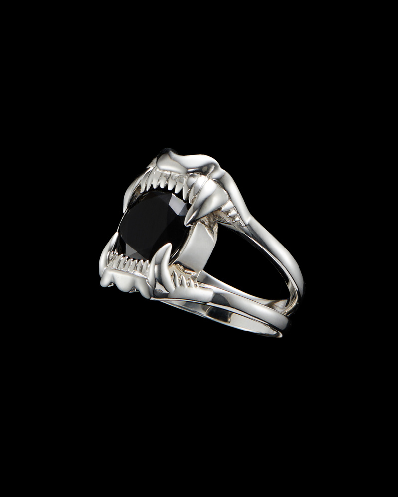 Jaw Stone Ring | Maria Nilsdotter
