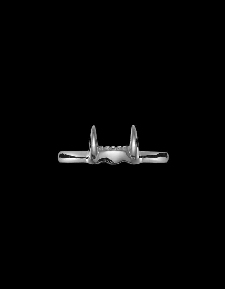 Jaw Lower Ring - Bold 925 Sterling Silver Design | Maria Nilsdotter